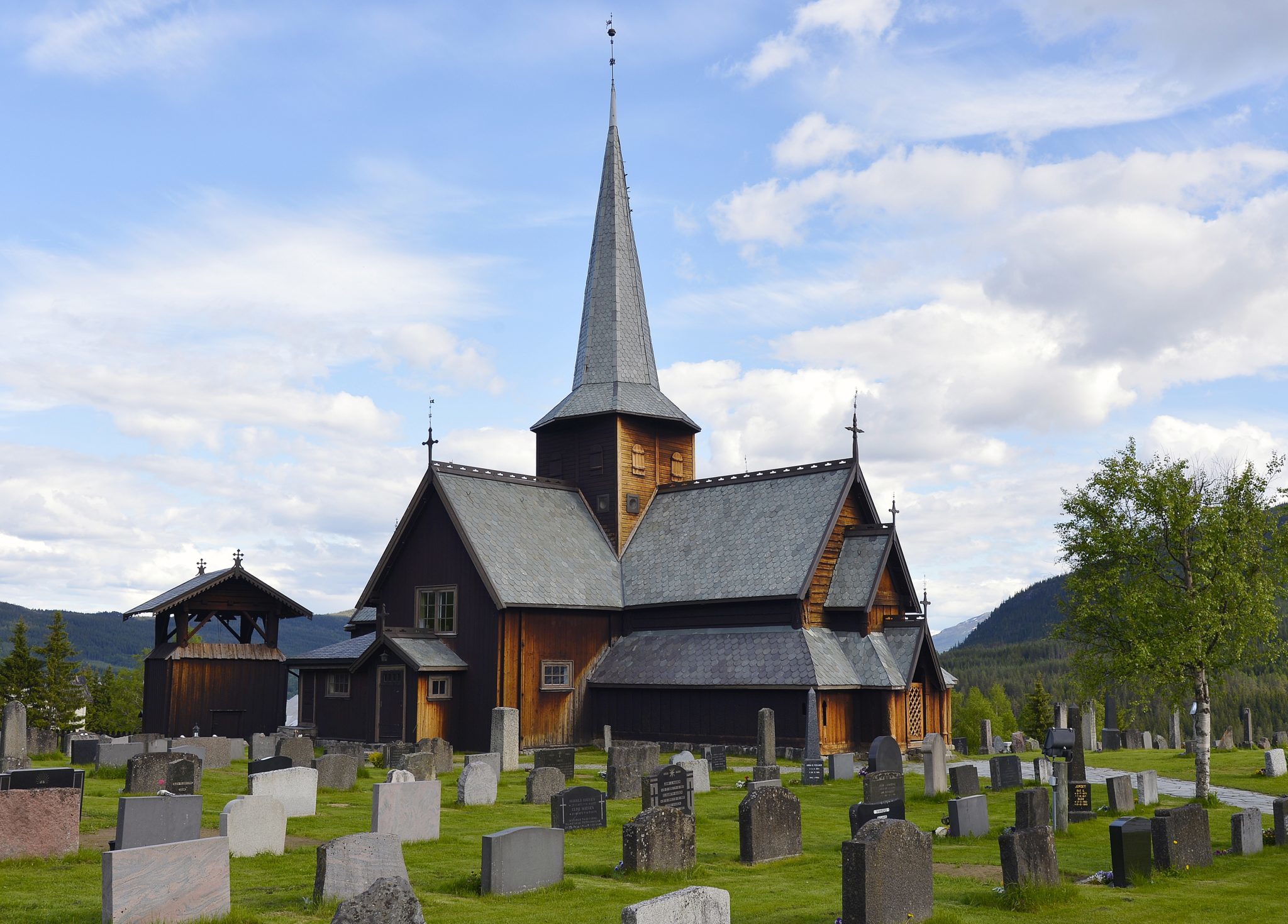 Hedalen stavkirke - Hedalen.no